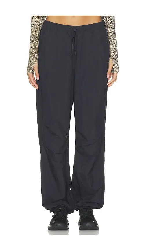 On X Zendaya Ruched Lightweight Pant