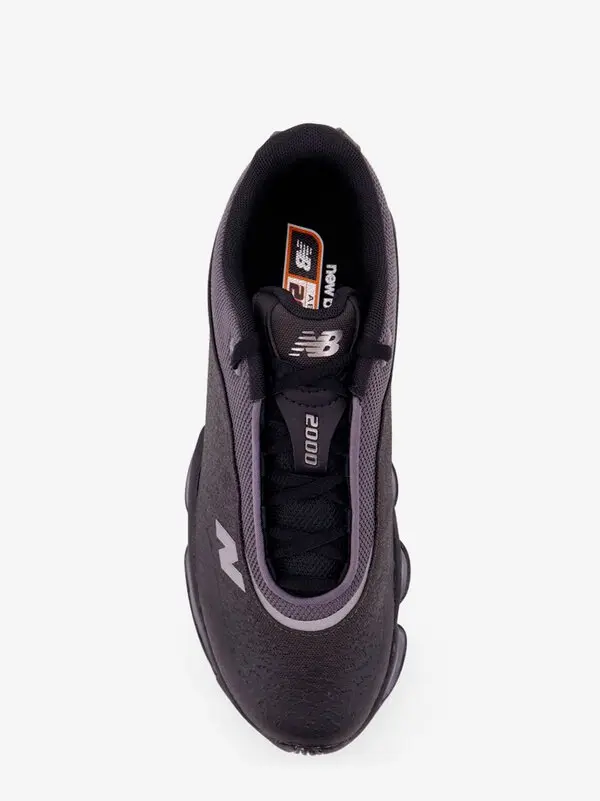 NEW BALANCE Mesh Sneakers With Contrasting Logo - Black