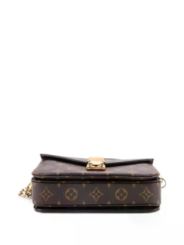 LOUIS VUITTON Pochette Metis Monogram Canvas East West Crossbody Bag