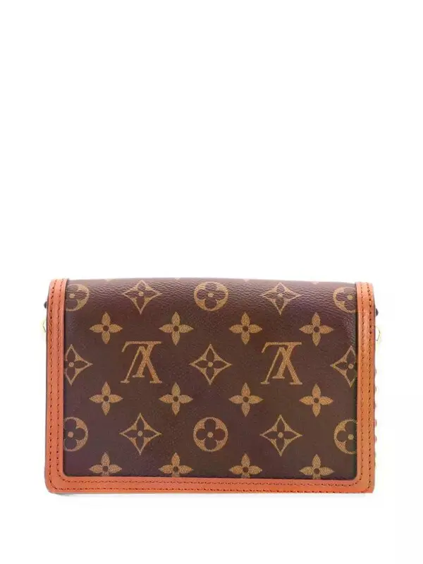 LOUIS VUITTON Dauphine Chain Wallet Reverse Monogram Canvas Clutch Bag