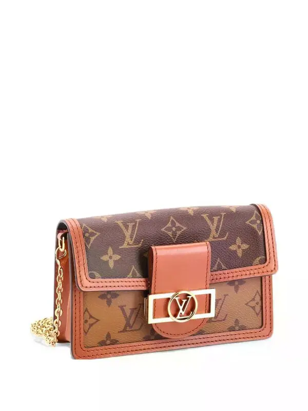 LOUIS VUITTON Dauphine Chain Wallet Reverse Monogram Canvas Clutch Bag