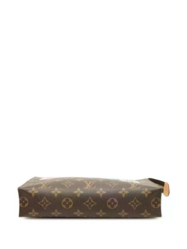 LOUIS VUITTON 2016 Monogram World Tour Toiletry Pouch 26 Clutch Bag