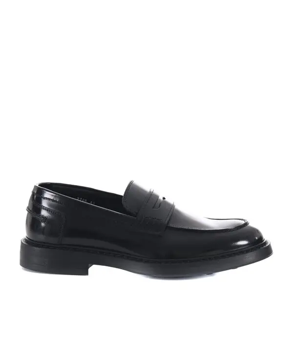 DOUCAL'S Round-toe Loafers