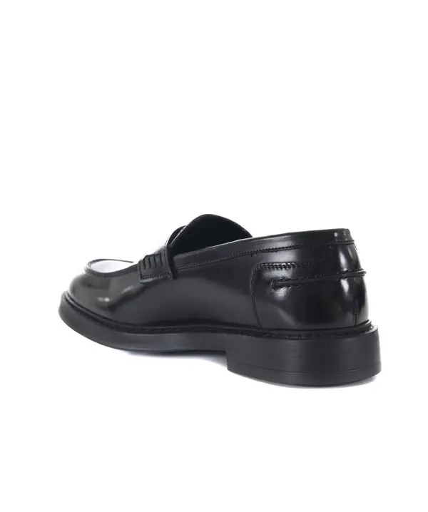 DOUCAL'S Round-toe Loafers