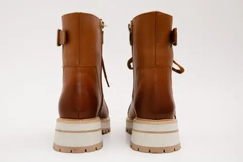 VINCI LEATHER SHOES The Belgrano Leather Lace-up Ankle Boot With A Side Zipper