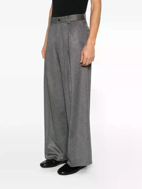 SSSTEIN Pleated Wide-leg Trousers
