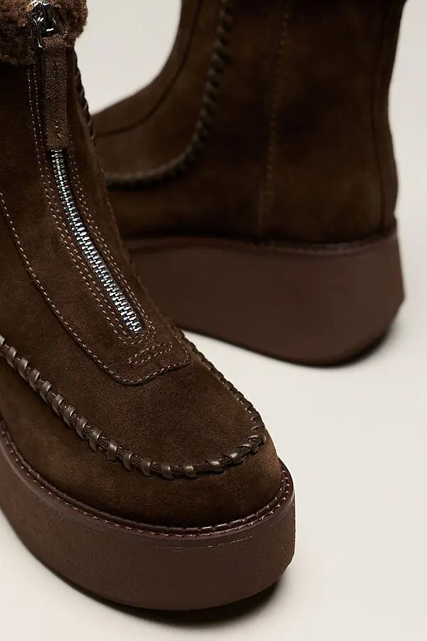 Dolce Vita Roben Suede Ankle Boots