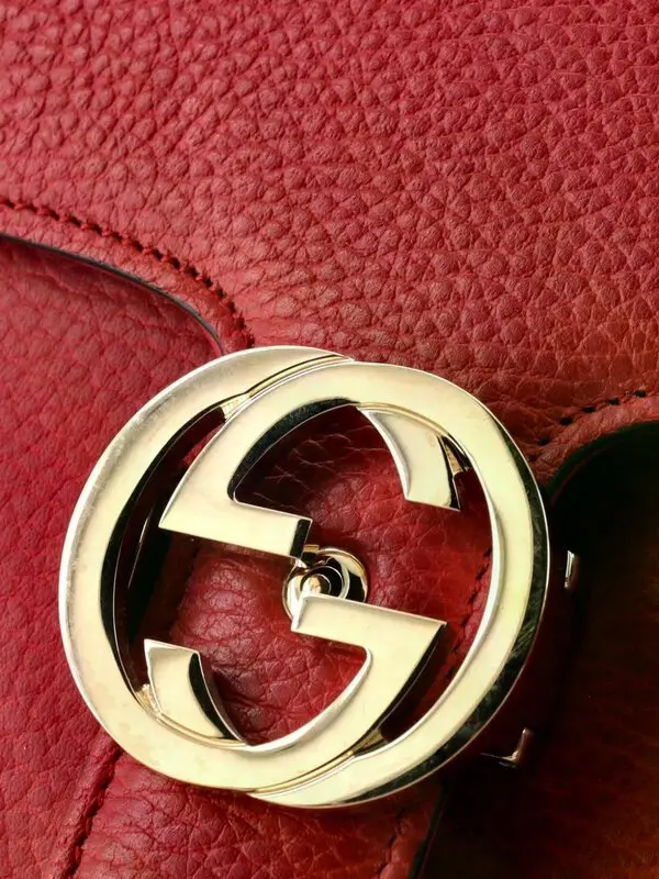 Gucci Interlocking Leather Medium Shoulder Bag - Red
