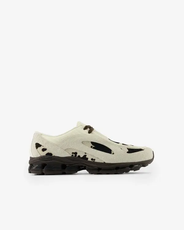 NEW BALANCE Cow-print Low-top Sneakers