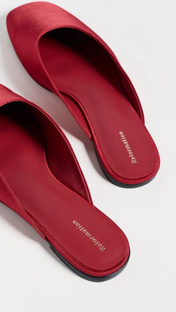 REFORMATION Inez Flat Mules