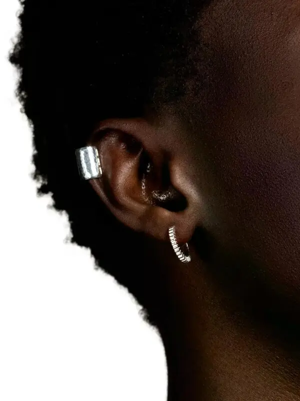 DOWER & HALL Nomad Hammered Ear Cuff