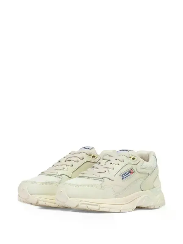 AUTRY Hyperway Sneakers In Whisper White Napa Leather And Mesh