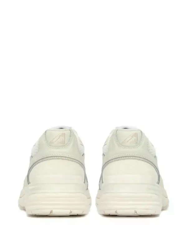 AUTRY Hyperway Sneakers In Whisper White Napa Leather And Mesh