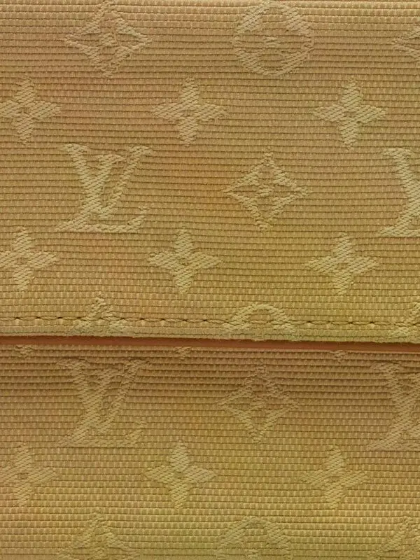 LOUIS VUITTON 2005 Mini Lin Porte Tresor International Monogram Wallet