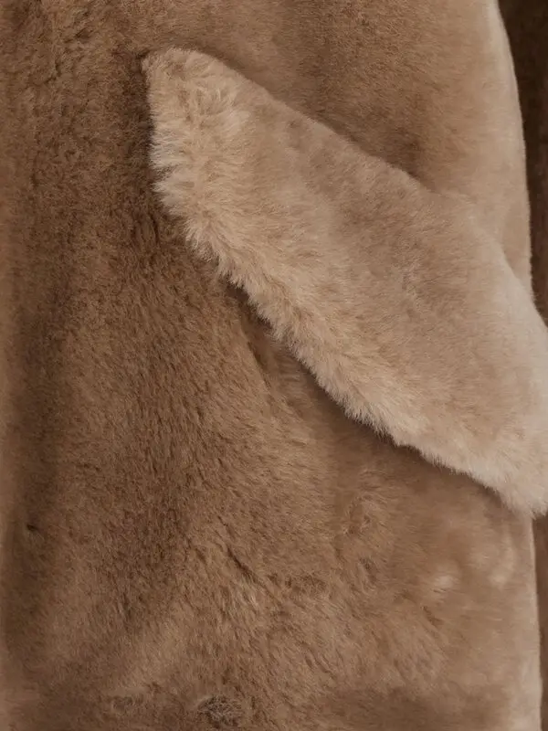 BLANCHA Short Hooded Shearling Jacket With Zip Closure