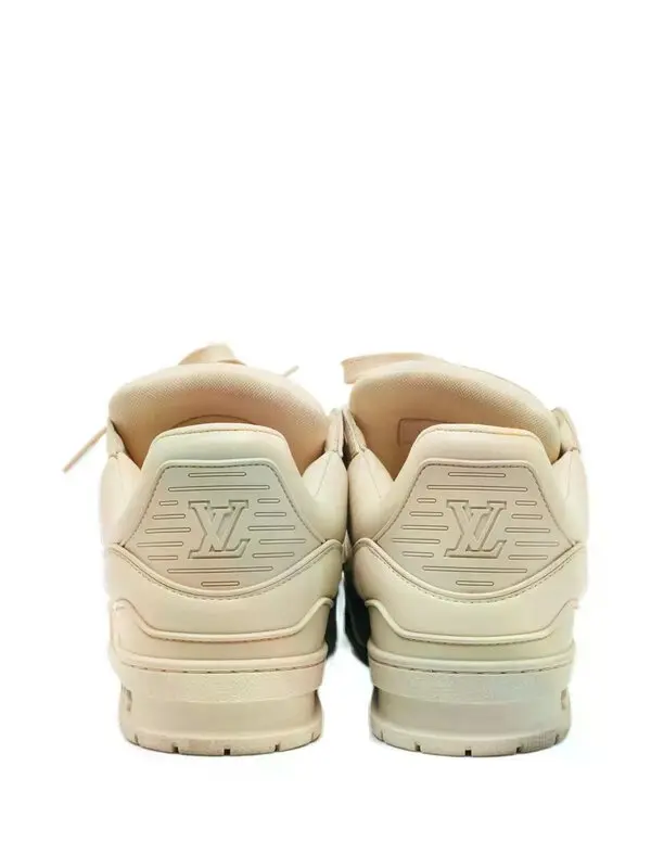 LOUIS VUITTON Trainer Sneakers