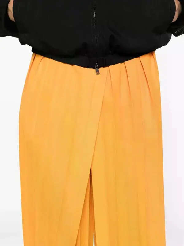 Issey Miyake Edge Ensemble Pleated Cropped Trousers