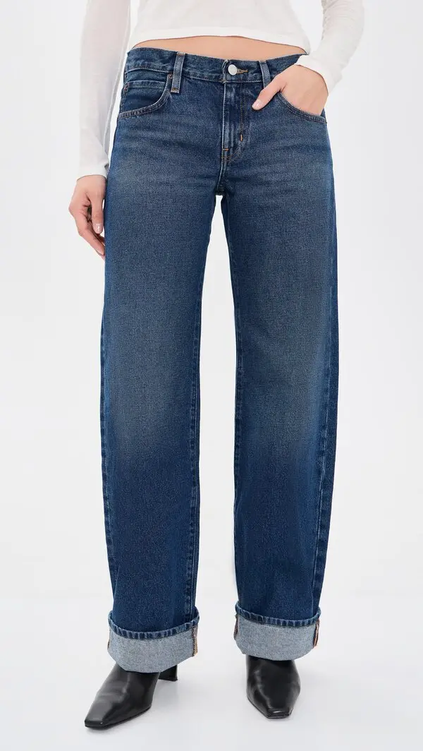 FRAME The Low Bow Jeans