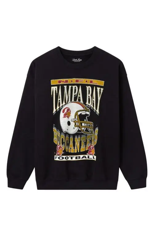 Junk Food Tampa Bay Buccaneers Graphic Sweatshirt