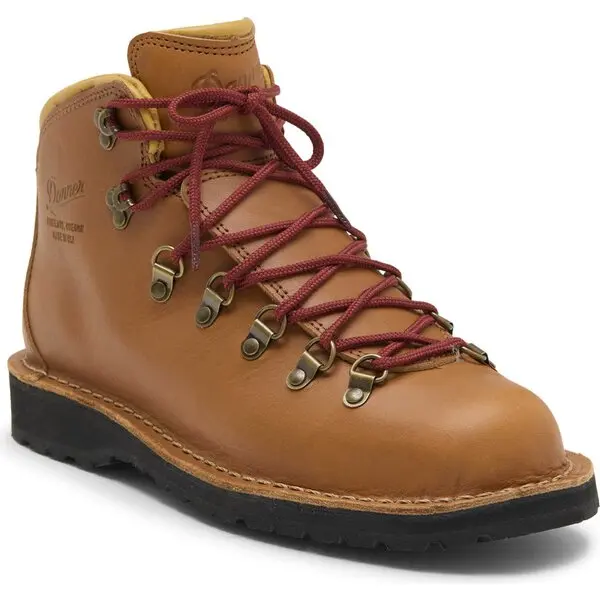 DANNER Mountain Pass Horween Leather Hiking Boot