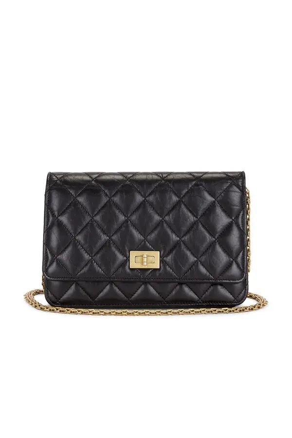 FWRD RENEW Chanel Lambskin 2.55 Reissue Wallet On Chain - Black