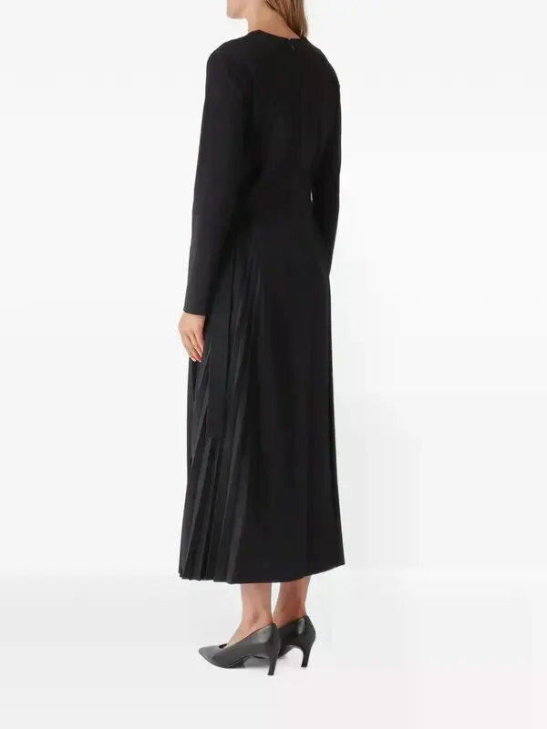 MEIMEIJ Pleated V-neck Midi Dress