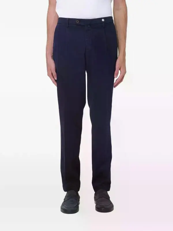 MYTHS Pleated-detail Trousers