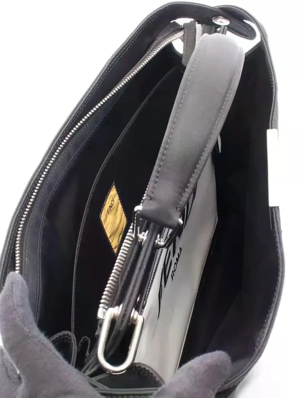 Fendi Peekaboo Iseeu Tote Bag - Black