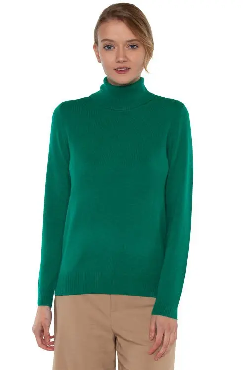 JENNIE LIU Classic Turtleneck Cashmere Sweater - Forest