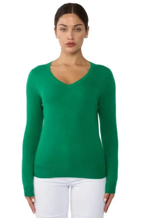 JENNIE LIU Classic V-neck Cashmere Sweater - Forest
