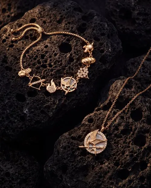 ALEX AND ANI The World Of The Hunger Games Mockingjay Pendant - Silver
