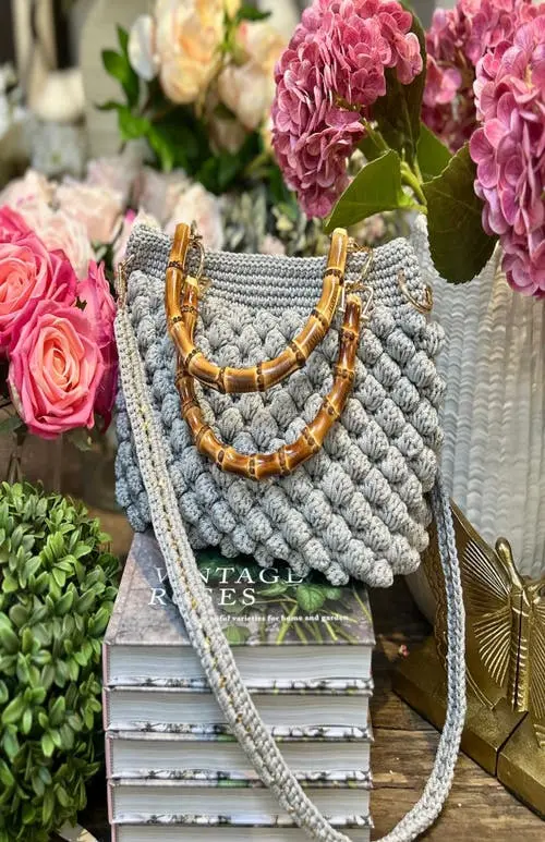 MEERTENS LUXURY Bubble Crochet Wood Handle Handbag - Grey