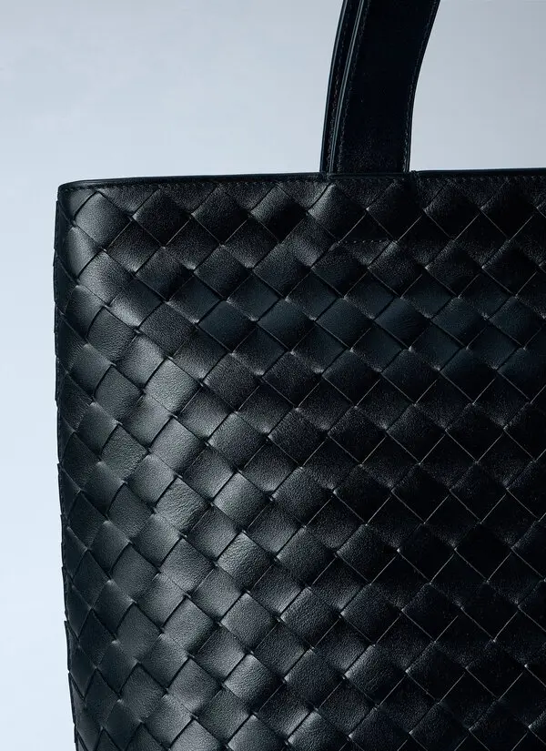 Bottega Veneta Small Intrecciato Zipped Tote