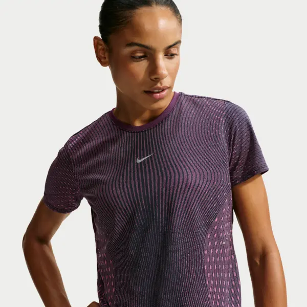 Nike Swift Aero-fit Short-sleeve Running Top - Black