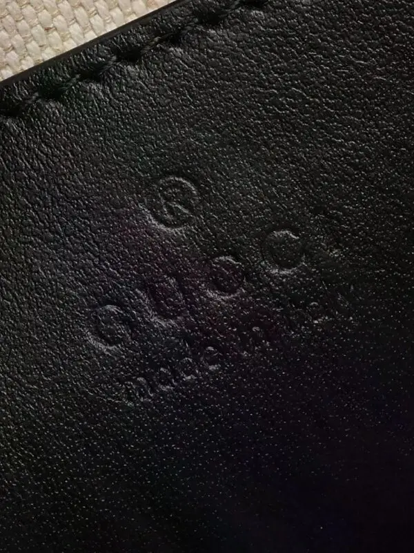 Gucci Gg Matelassé Chain Shoulder Bag