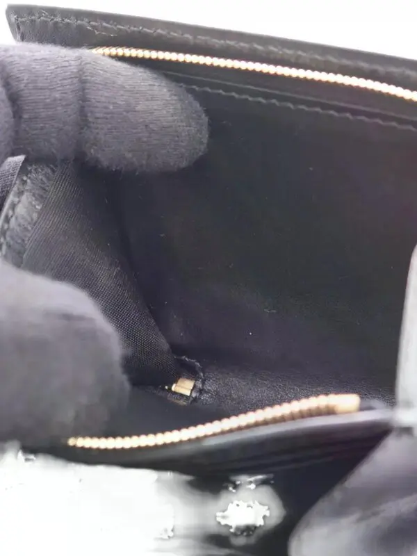 Gucci 2010s Gg Matelassé Bi-fold Wallet
