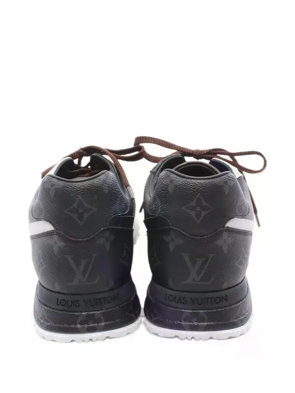 LOUIS VUITTON 2022 Runaway Line Monogram Sneakers