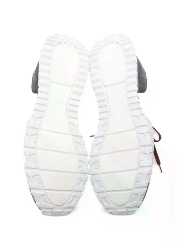 LOUIS VUITTON 2022 Runaway Line Monogram Sneakers