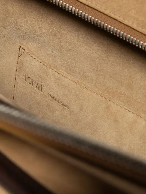 Loewe Amazona 180 Xl Leather Handbag