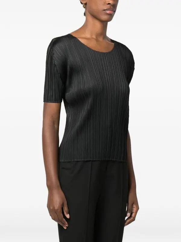 Issey Miyake Pleated -tshirt