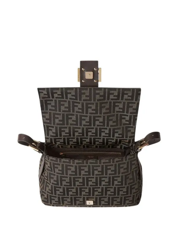 Fendi Flap 26325 Shoulder Bag