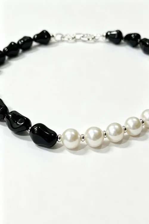 CLASSICHARMS Kismet Freshwater Pearl Necklace