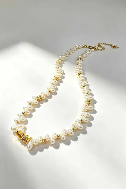 CLASSICHARMS Meli Freshwater Pearl Necklace