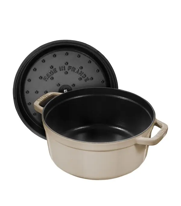 STAUB Round Cocotte - Beige