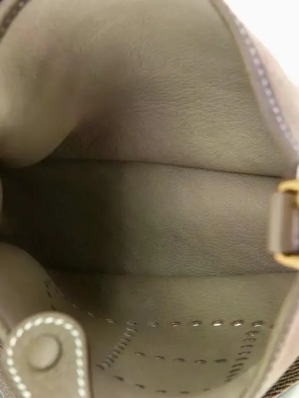 Hermès Evelyne Bag Gen Iii Grizzly Tpm Crossbody Bag - Grey