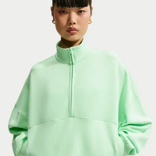 Nike 24.7 Impossiblysoft Dri-fit Oversized 1/2-zip Top