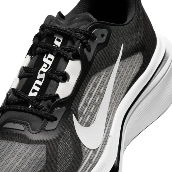 Nike Pegasus Plus 2 Road Running Shoes