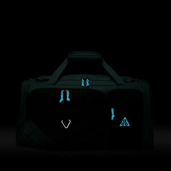 Nike Daymax Duffel Bag
