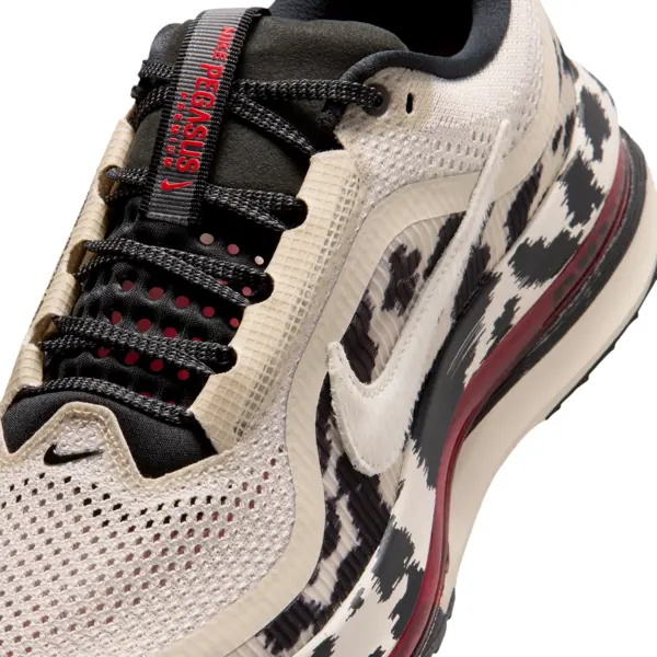 Nike Pegasus Premium Road Running Shoes
