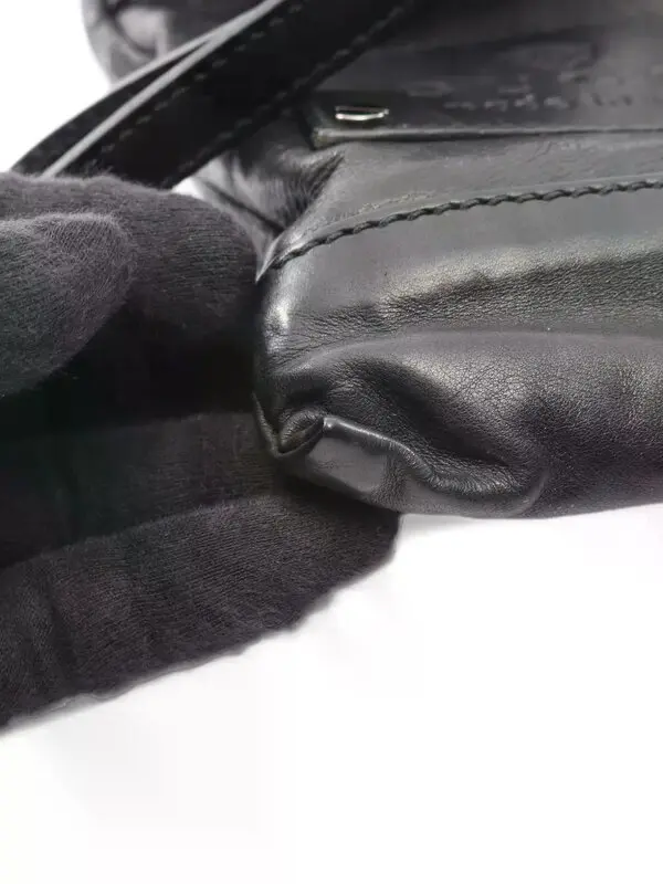 Gucci 2000s Stud-embellished Shoulder Bag